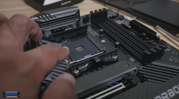 I Built a Silent 12-Core PC with 128GB of Ram!